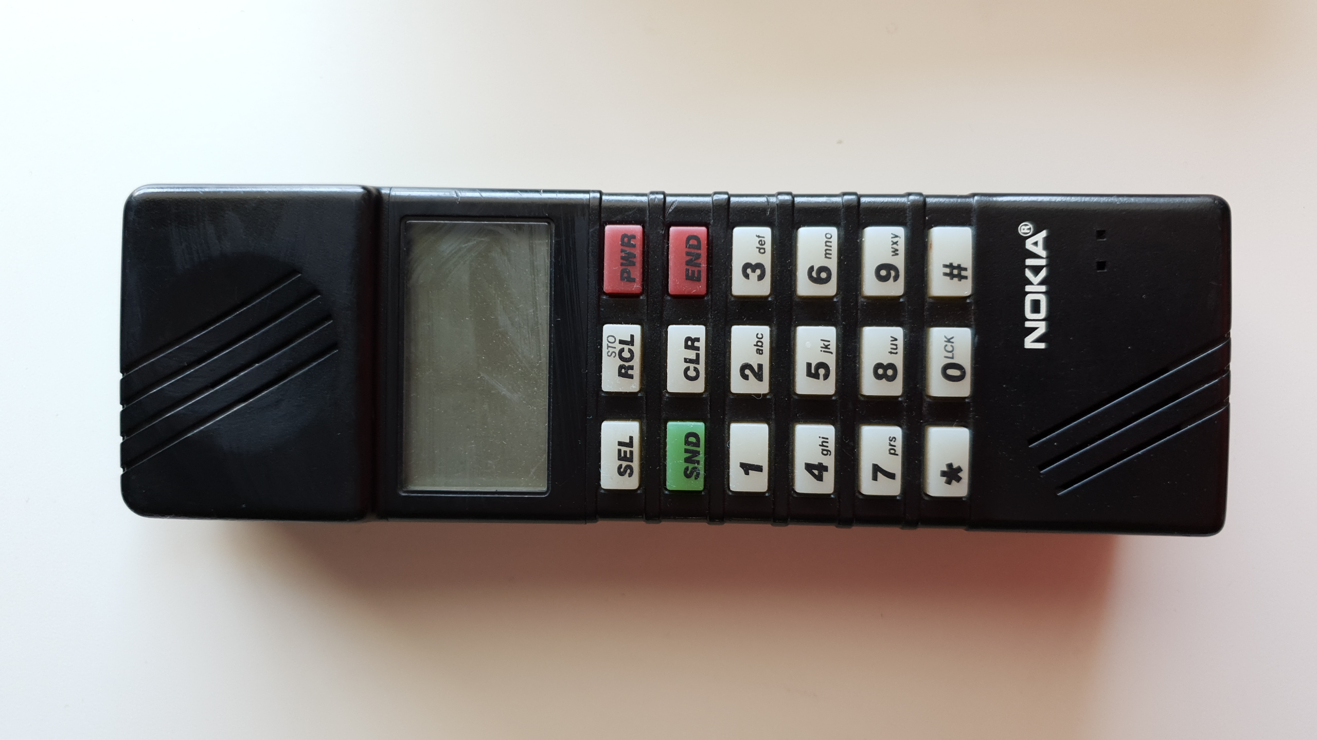 NOKIA » Nokia P4000 - 1991